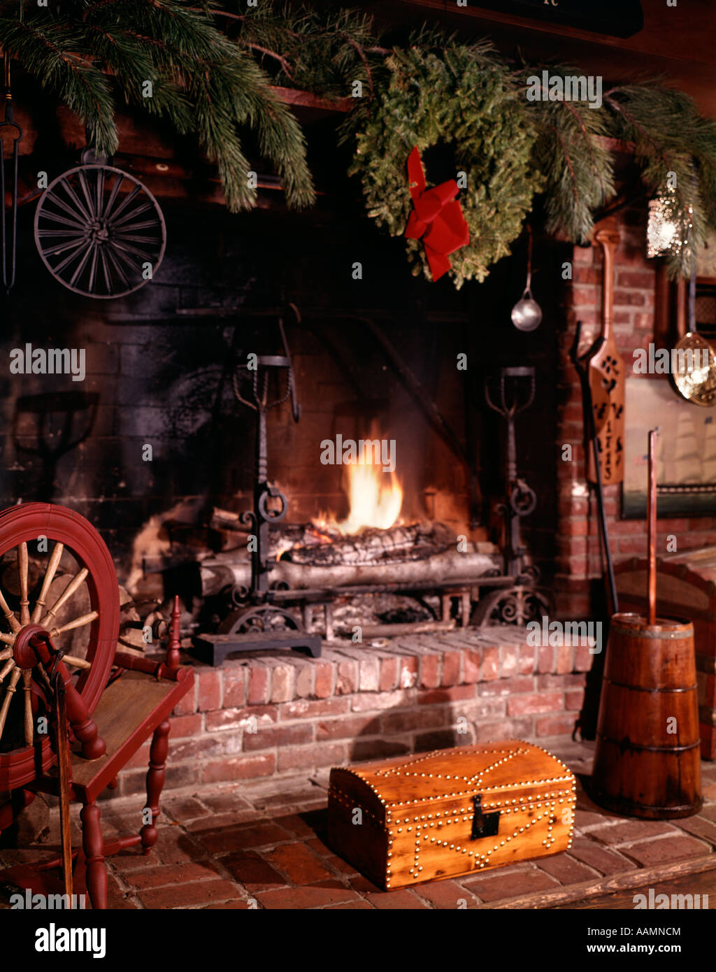 CHRISTMAS OLD TIME FIREPLACE Stock Photo - Alamy