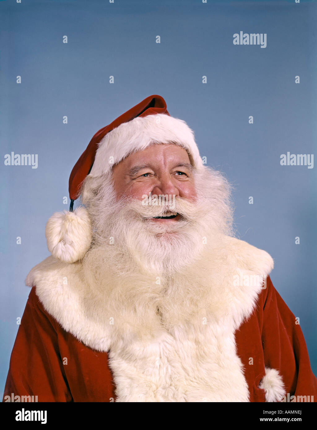 PORTRAIT OF SMILING SANTA CLAUS Stock Photo - Alamy