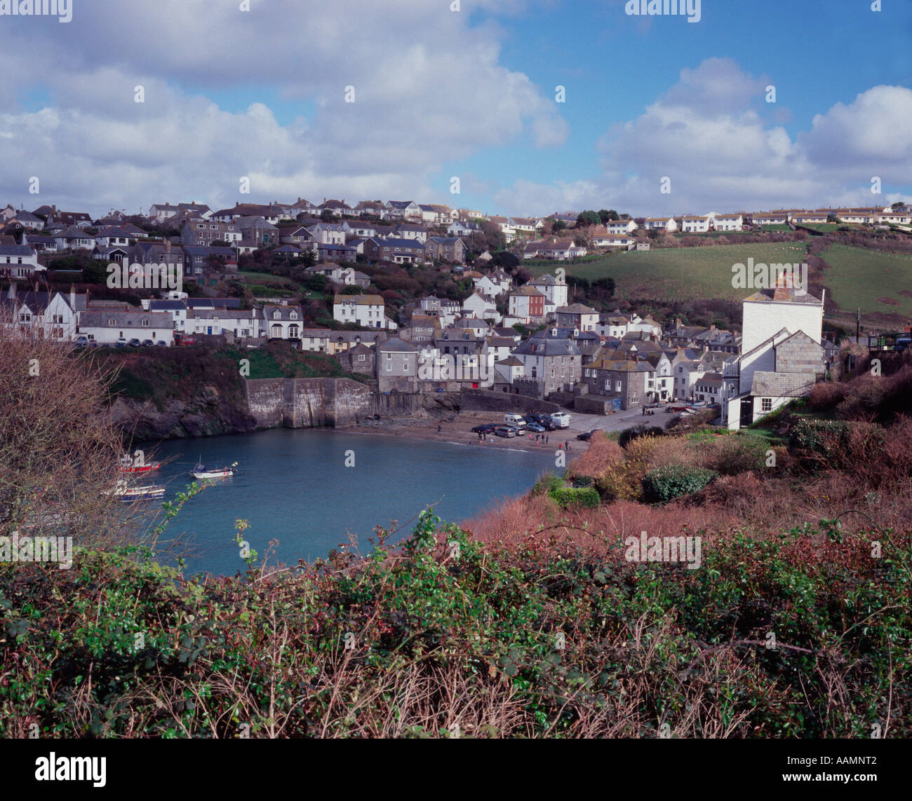View from the coastal path of the fishing village of Port Isaac ...