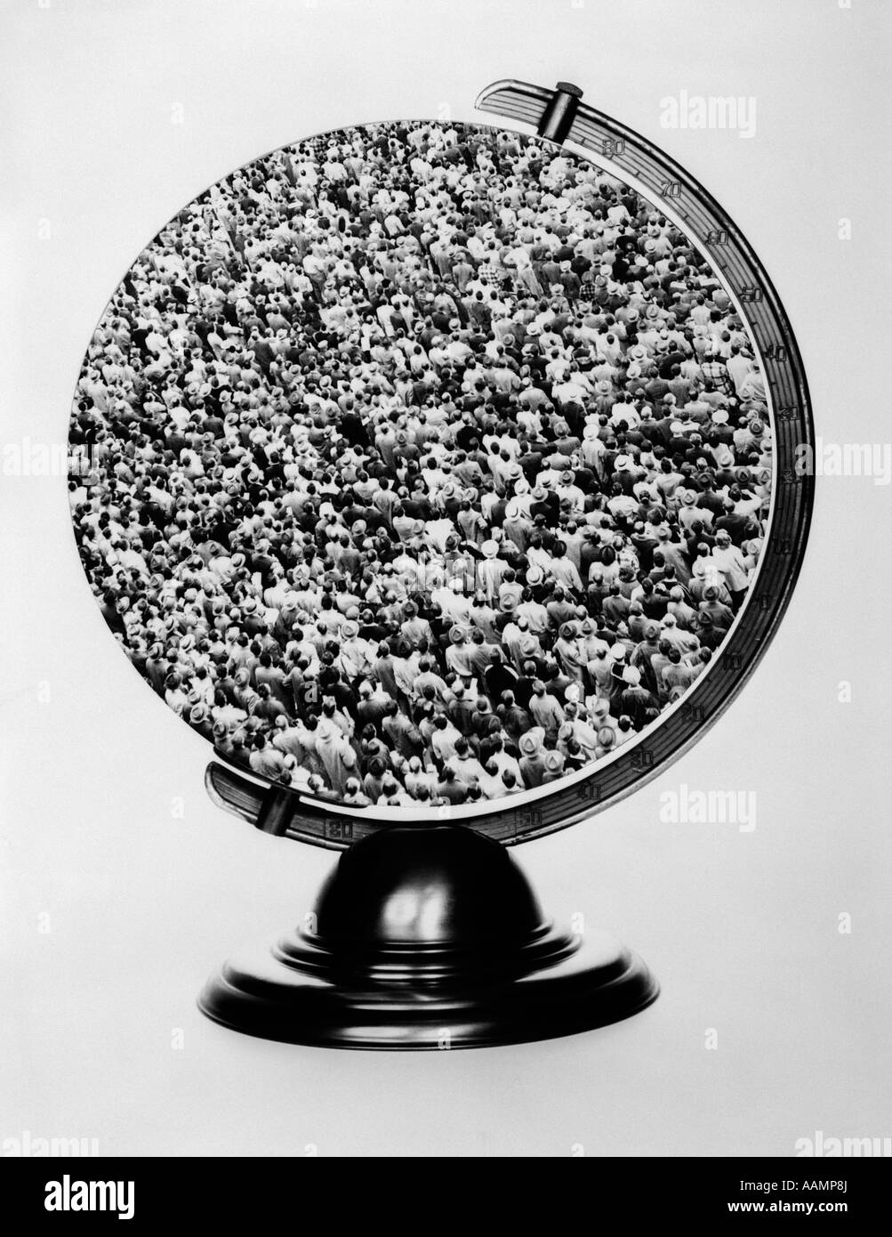 People stand on large Black and White Stock Photos & Images - Alamy