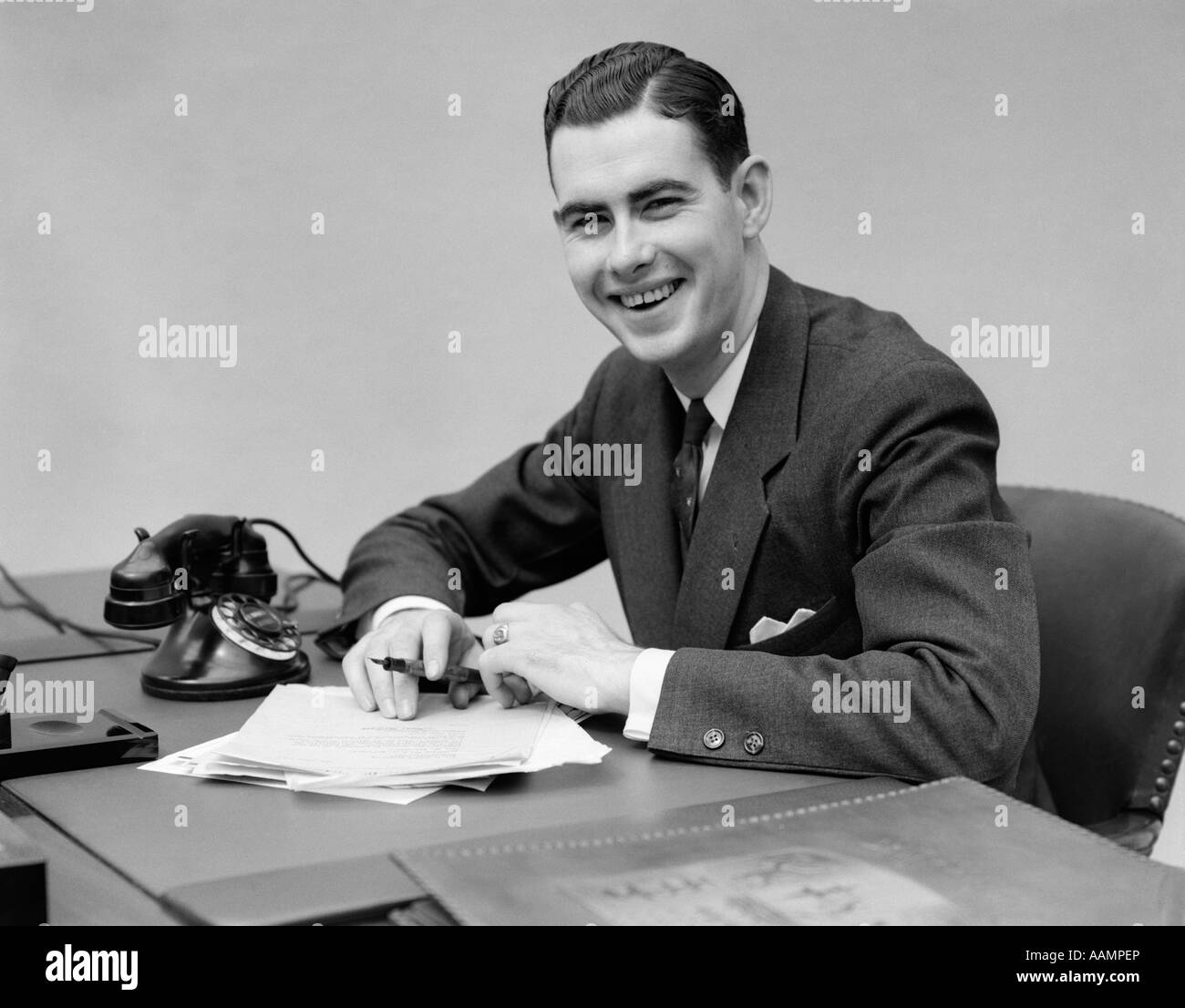 Young business man 1930s hi-res stock photography and images - Alamy