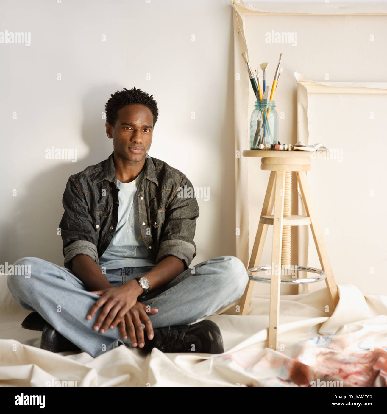 Portrait of male artist Stock Photo - Alamy