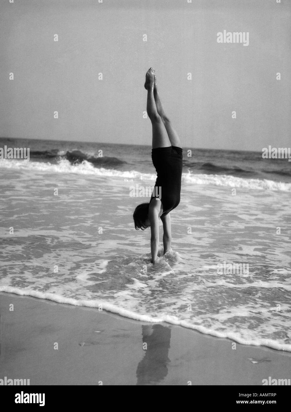 Young fitness people doing Black and White Stock Photos & Images - Alamy