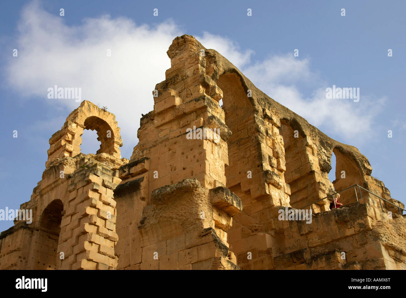 Inside el jem roman amphitheater hi-res stock photography and images ...