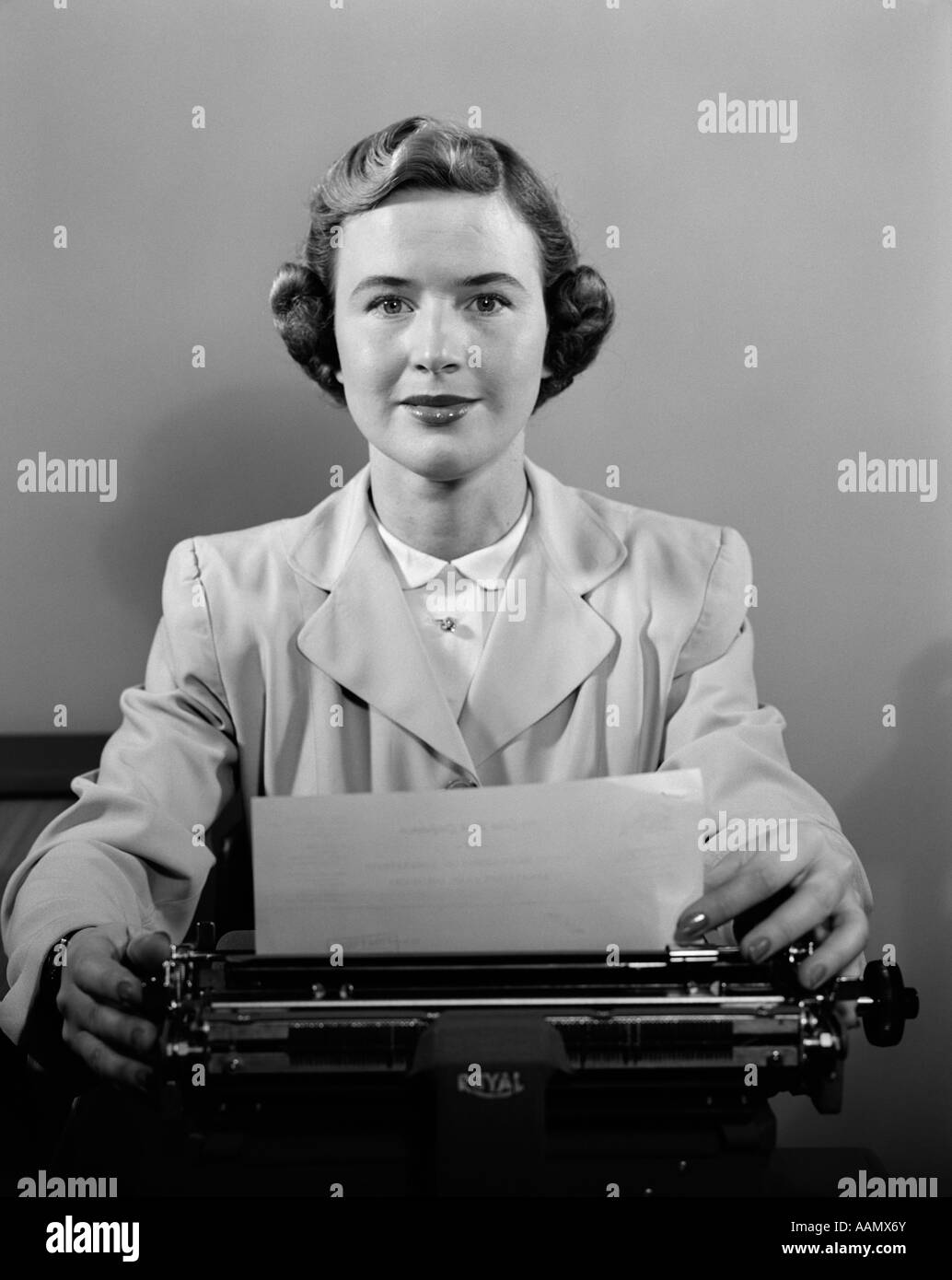 Woman at typewriter Black and White Stock Photos & Images - Alamy