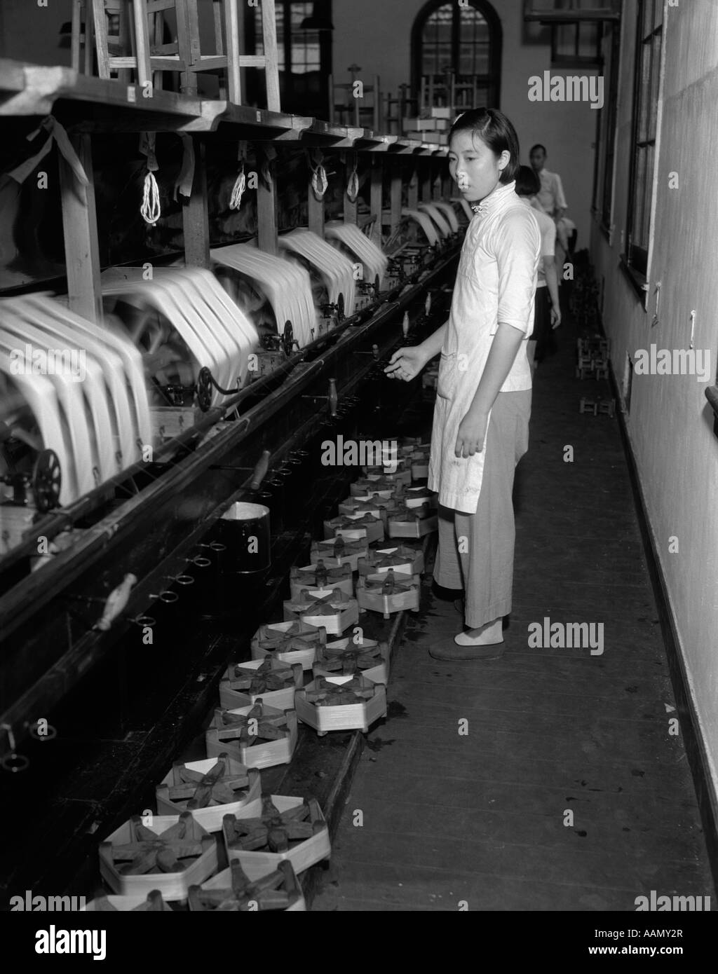 Factory worker 1930s Black and White Stock Photos & Images - Alamy