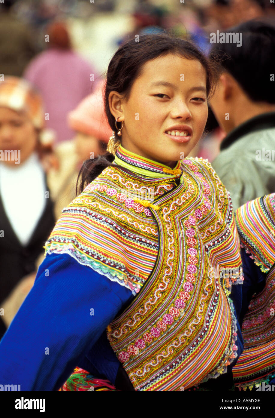 Young hmong teenager hi-res stock photography and images - Alamy