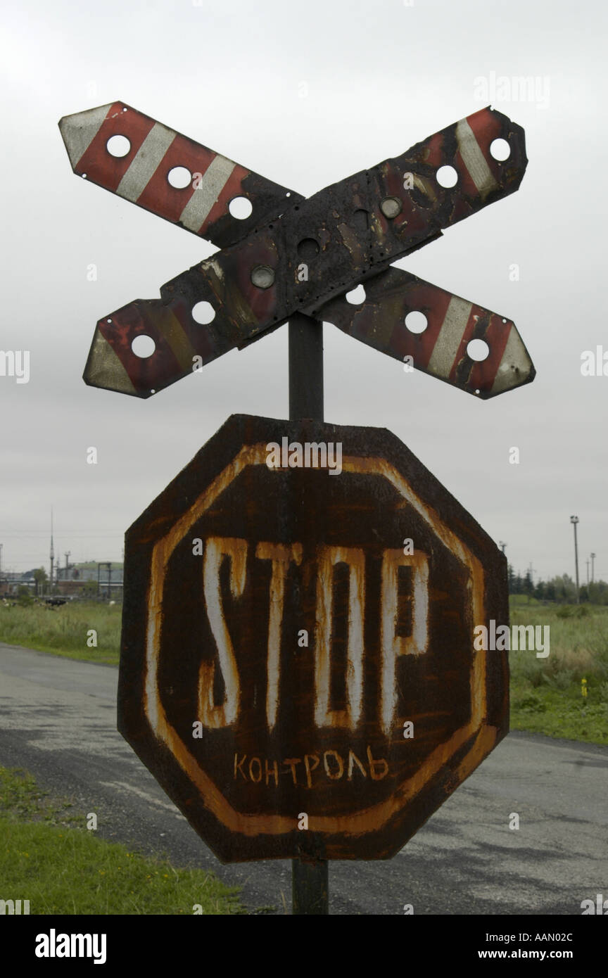railway crossing, stop sign Stock Photo - Alamy