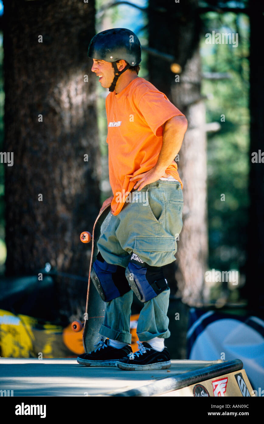 Skate boarding boarders boarder board hi-res stock photography and ...
