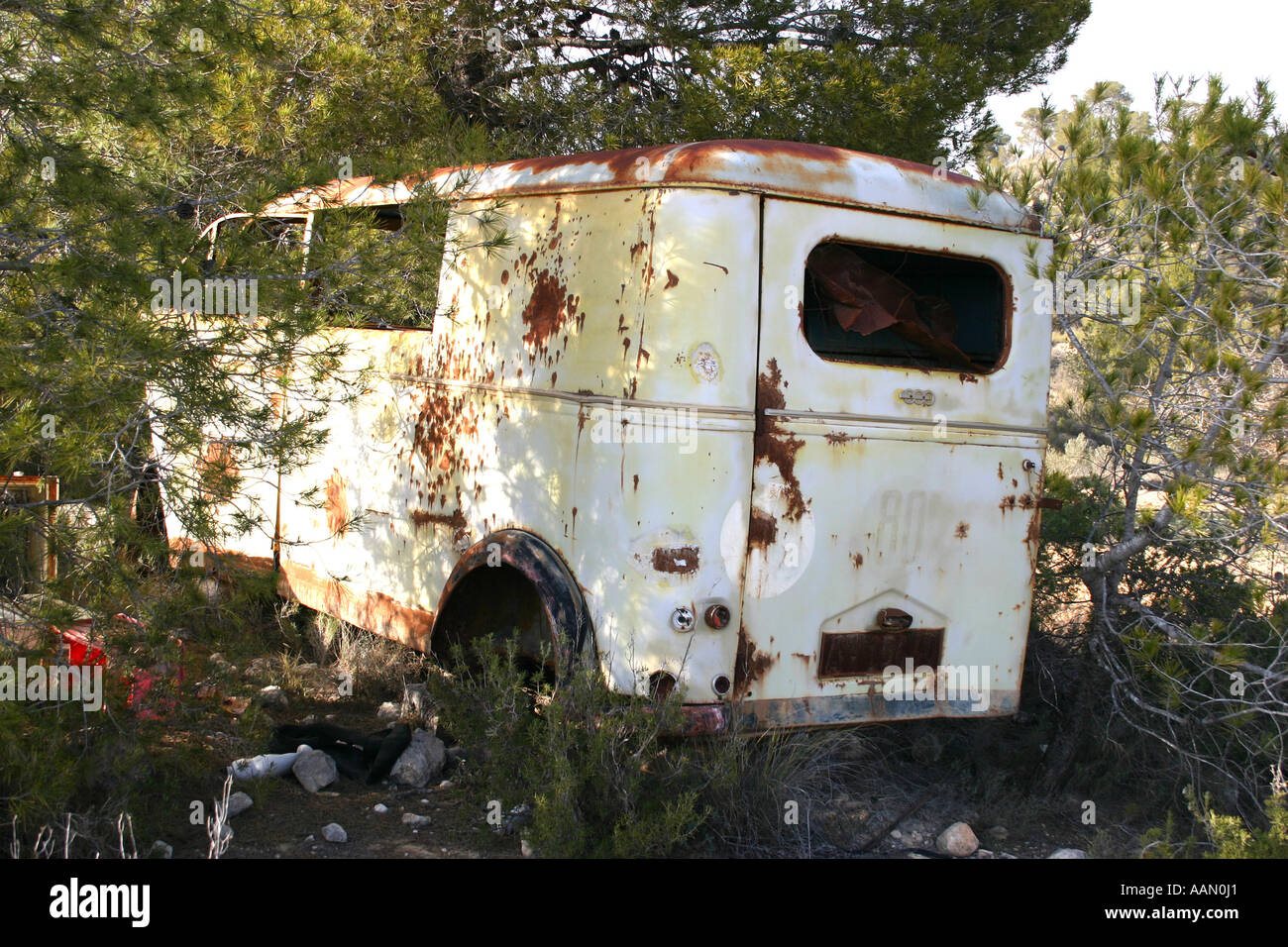 Wreck of automobile hi-res stock photography and images - Alamy