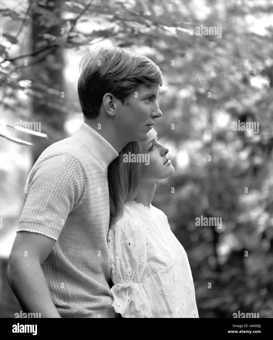 Standing back view couple Black and White Stock Photos & Images - Alamy