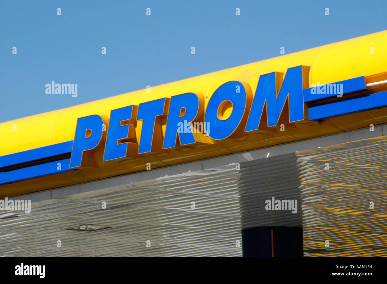 Industry omv petrom petrom hi-res stock photography and images - Alamy
