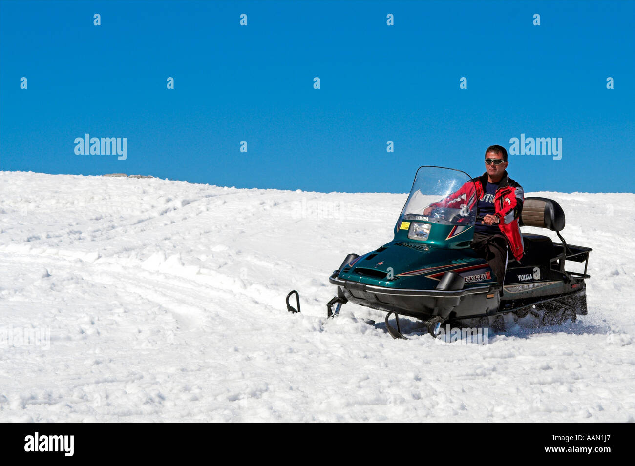 Borovets piste hi-res stock photography and images - Alamy