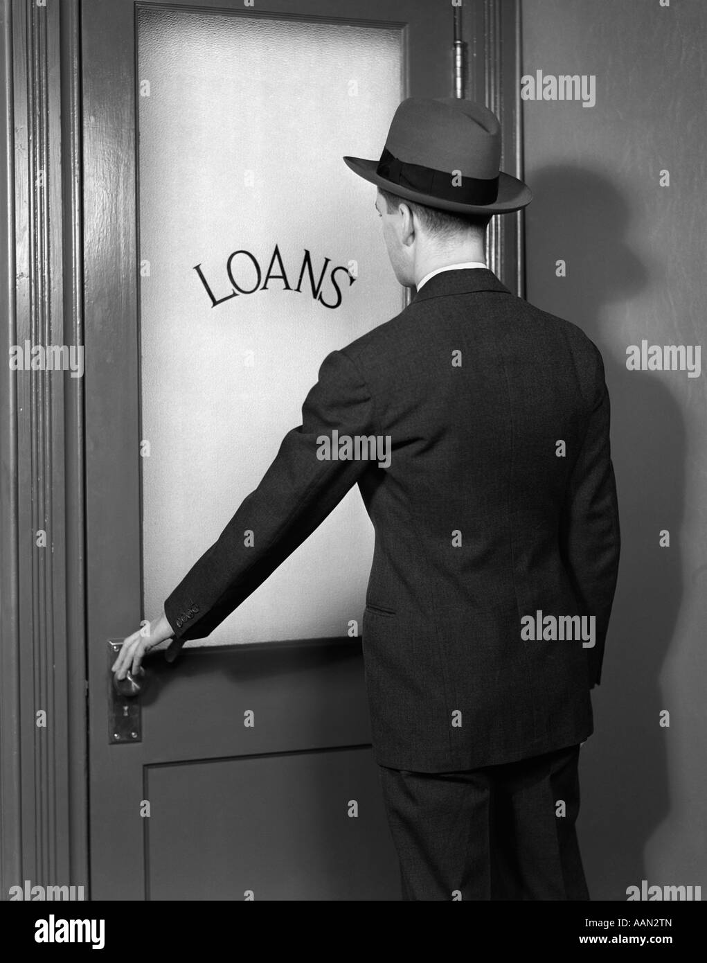 Vintage suit man back Black and White Stock Photos & Images - Alamy