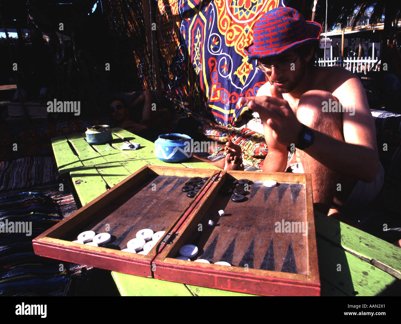 Back gammon board hi-res stock photography and images - Alamy