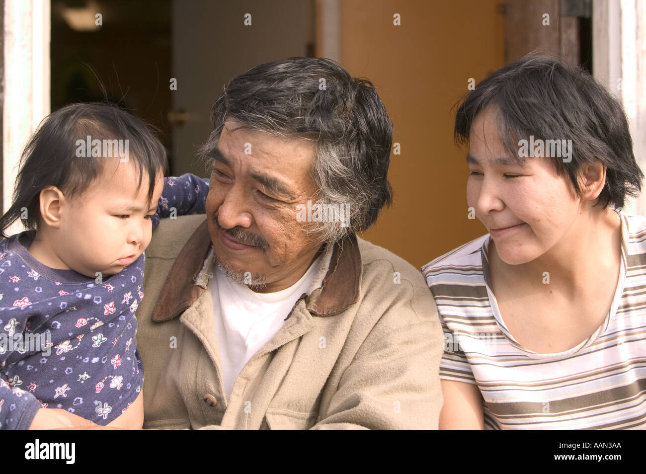 edward Olanna daughter and grand daughter an Eskimo community whose way ...
