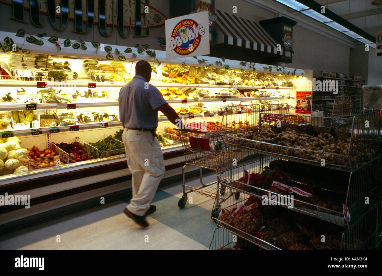 Rodney Bay St Lucia Man Shopping in Supermarket Stock Photo - Alamy