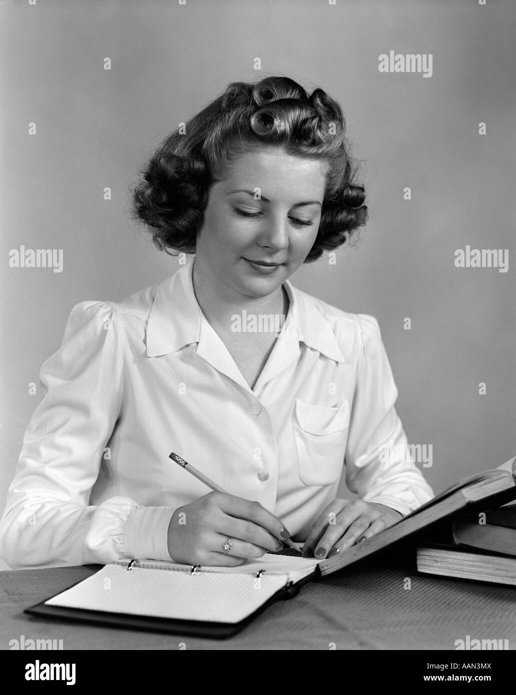1940's retro teens Black and White Stock Photos & Images - Alamy