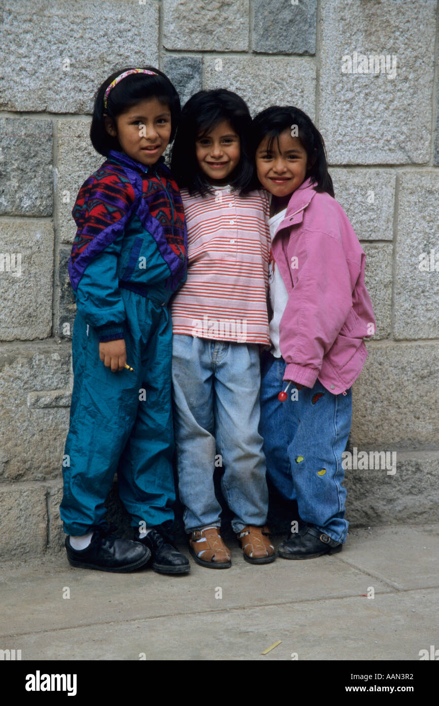 Peruvian children hi-res stock photography and images - Alamy