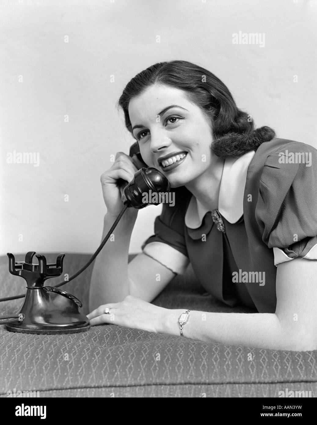 Vintage black 1940s telephone on Black and White Stock Photos & Images ...