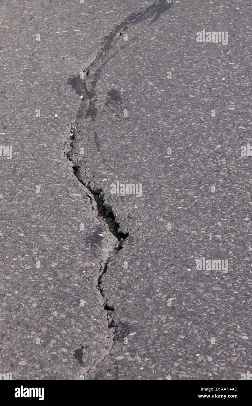 The tarmac melt hi-res stock photography and images - Alamy