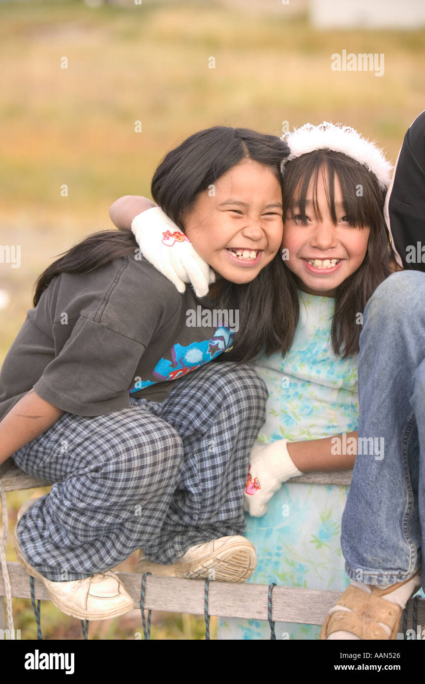 Inuit children playing hi-res stock photography and images - Alamy