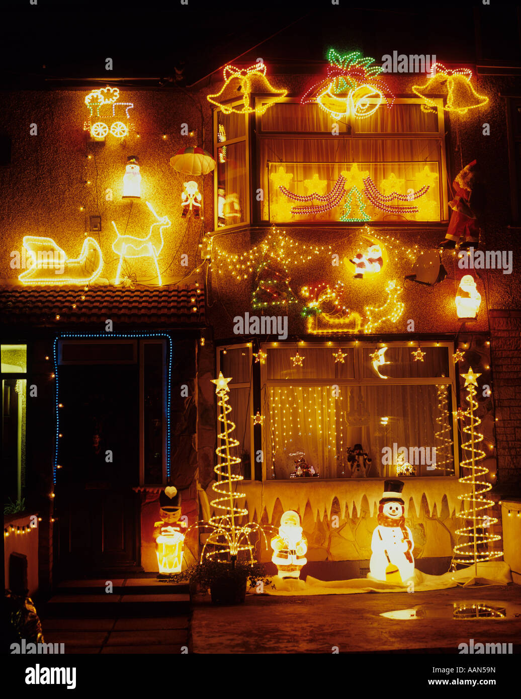 house decorated with lights Stock Photo - Alamy
