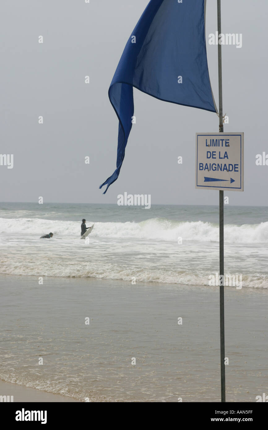No bathing danger sign hi-res stock photography and images - Alamy