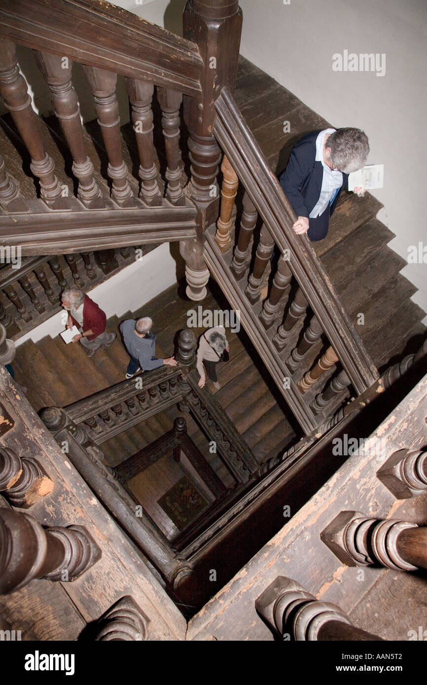 Stately home steps hi-res stock photography and images - Alamy