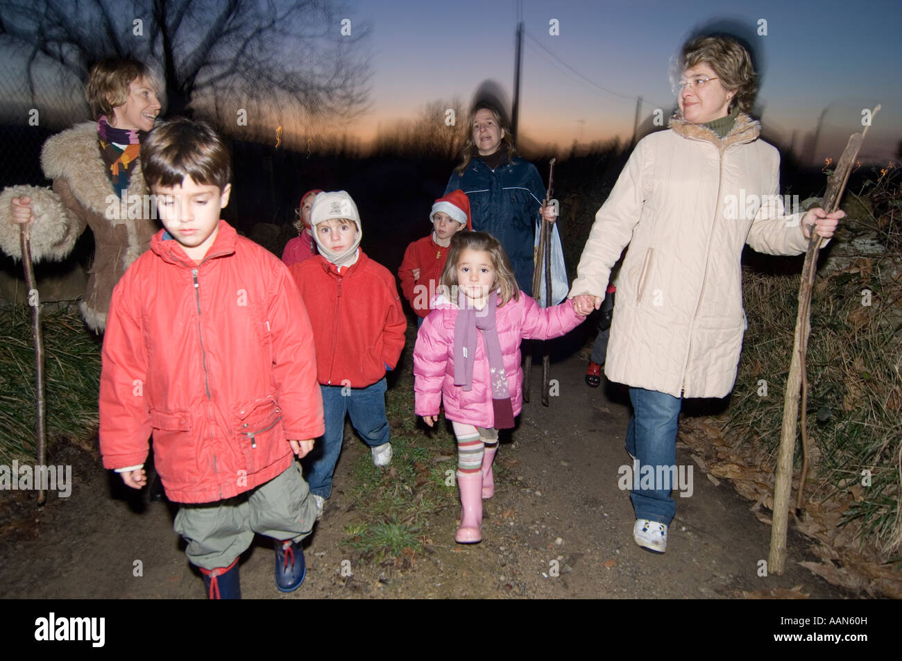 family out for a walk Stock Photo - Alamy