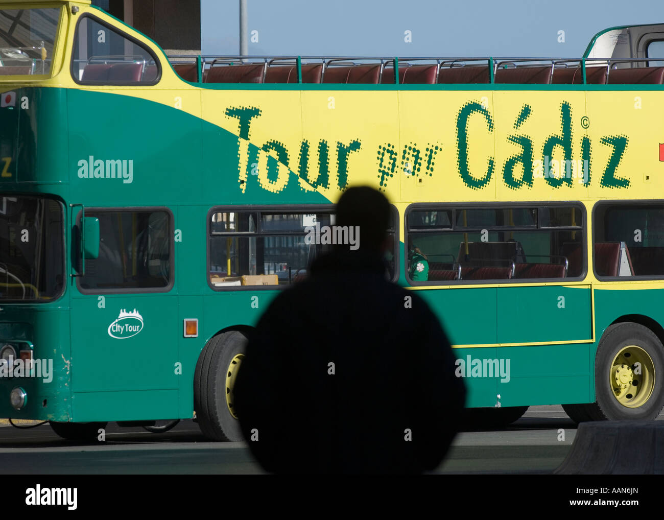 Colourful bus in cadiz hi-res stock photography and images - Alamy