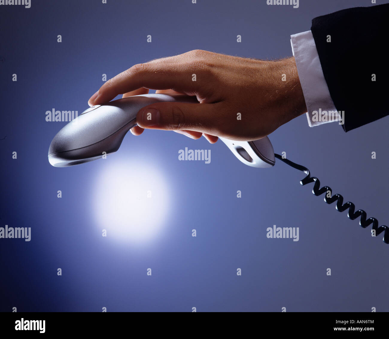 hand holding phone Stock Photo - Alamy