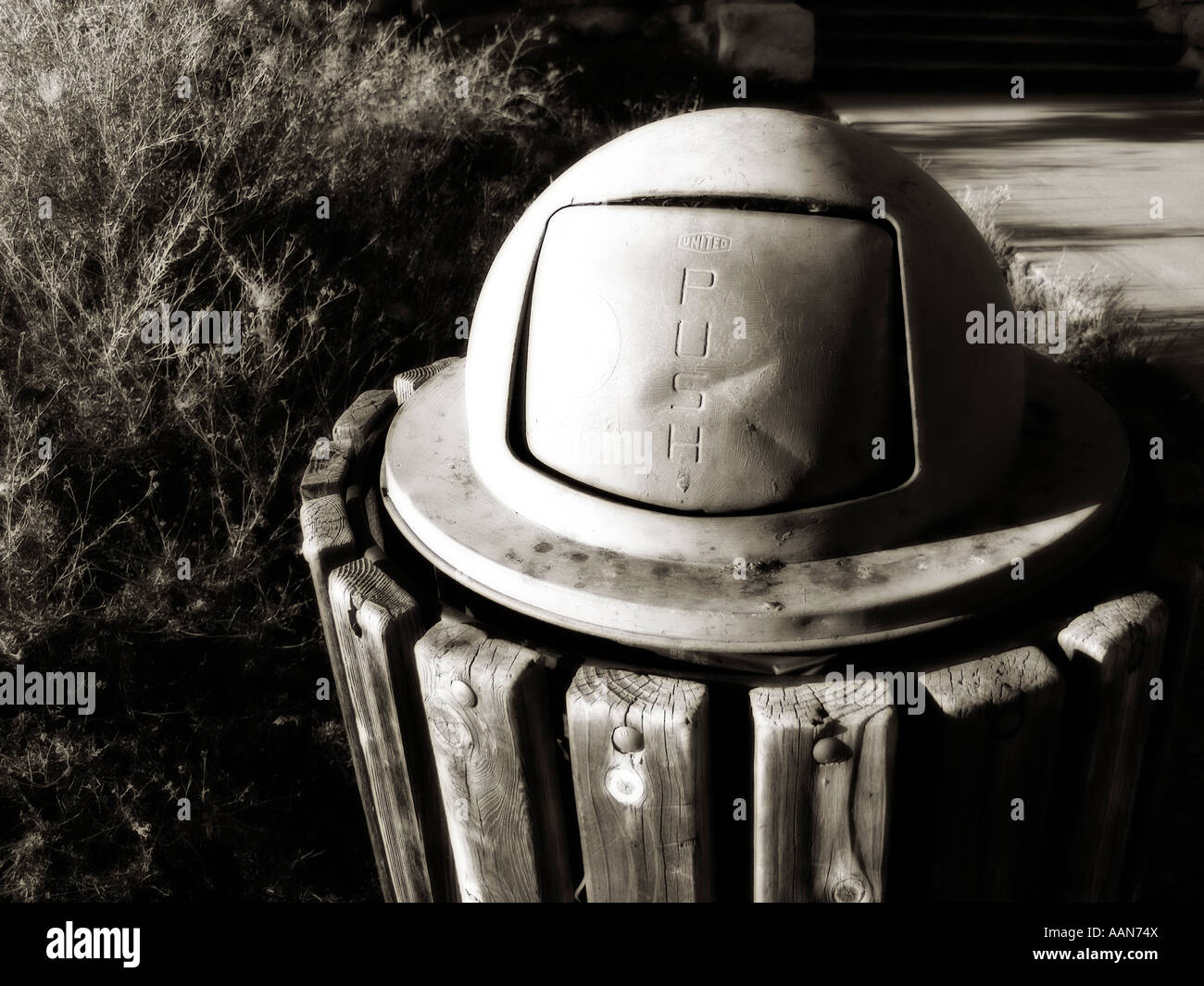 Trashcan. Grand Canyon National Park. Arizona. USA Stock Photo - Alamy