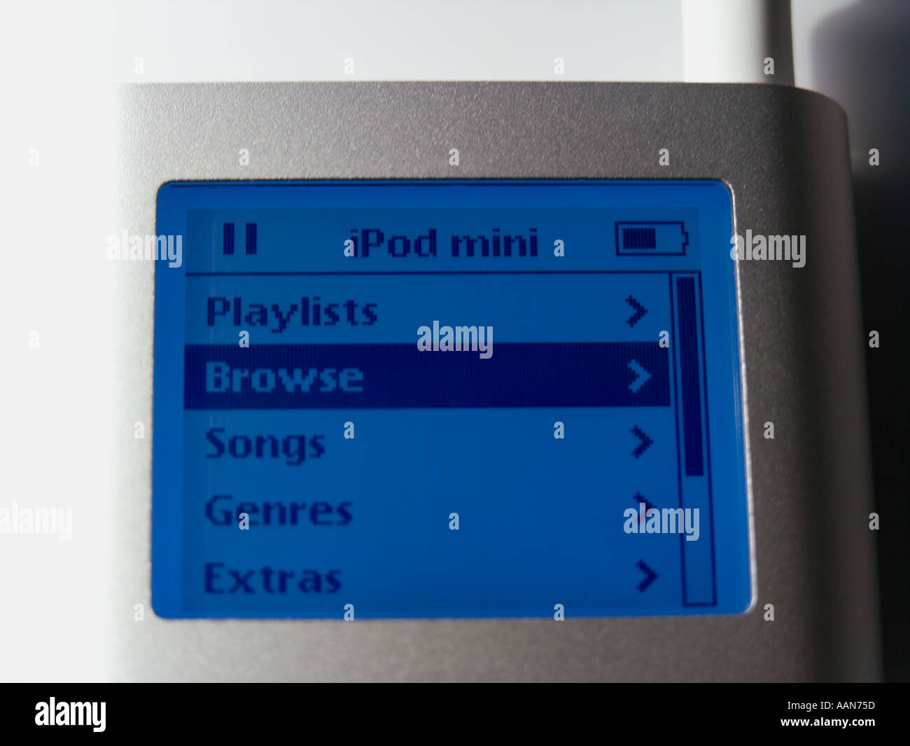 Ipod mini hi-res stock photography and images - Alamy
