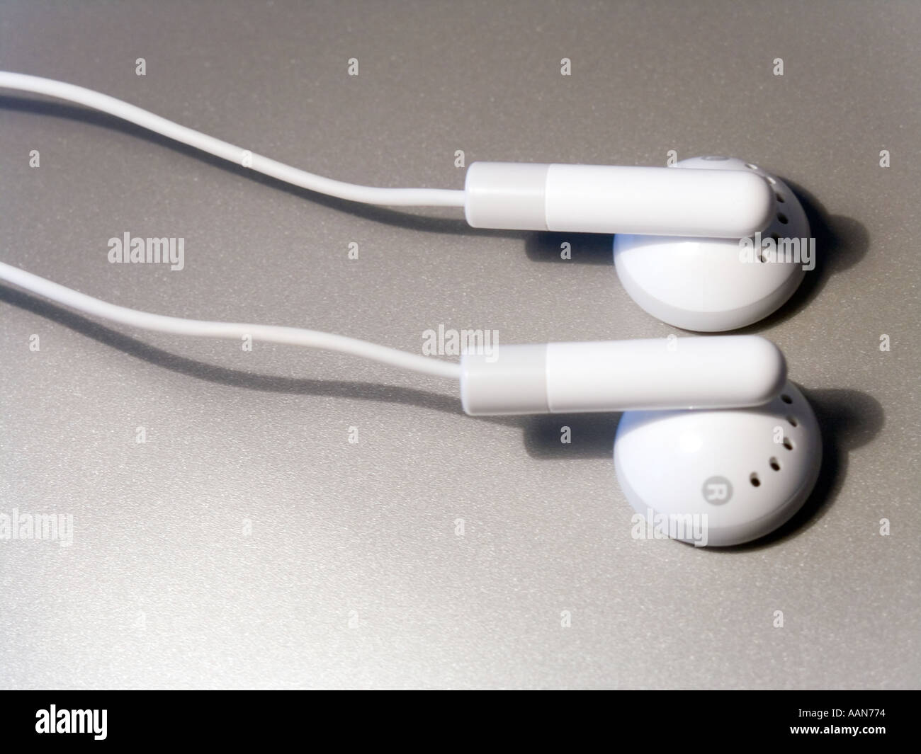 Mini hearing aid hi-res stock photography and images - Alamy