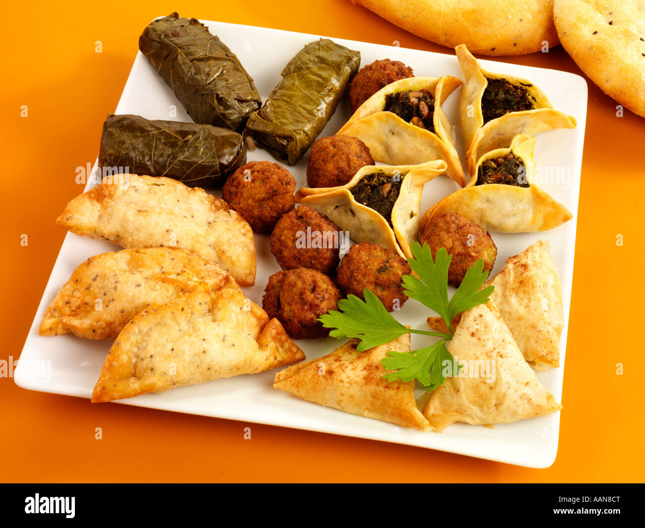MIDDLE EASTERN SNACK SELECTION Stock Photo - Alamy