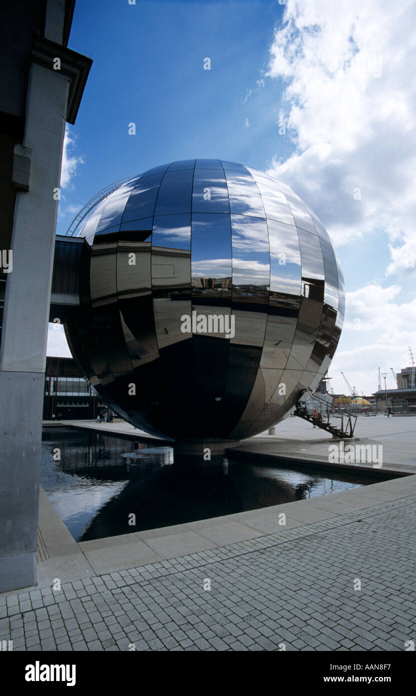 Imax cinema children hi-res stock photography and images - Alamy