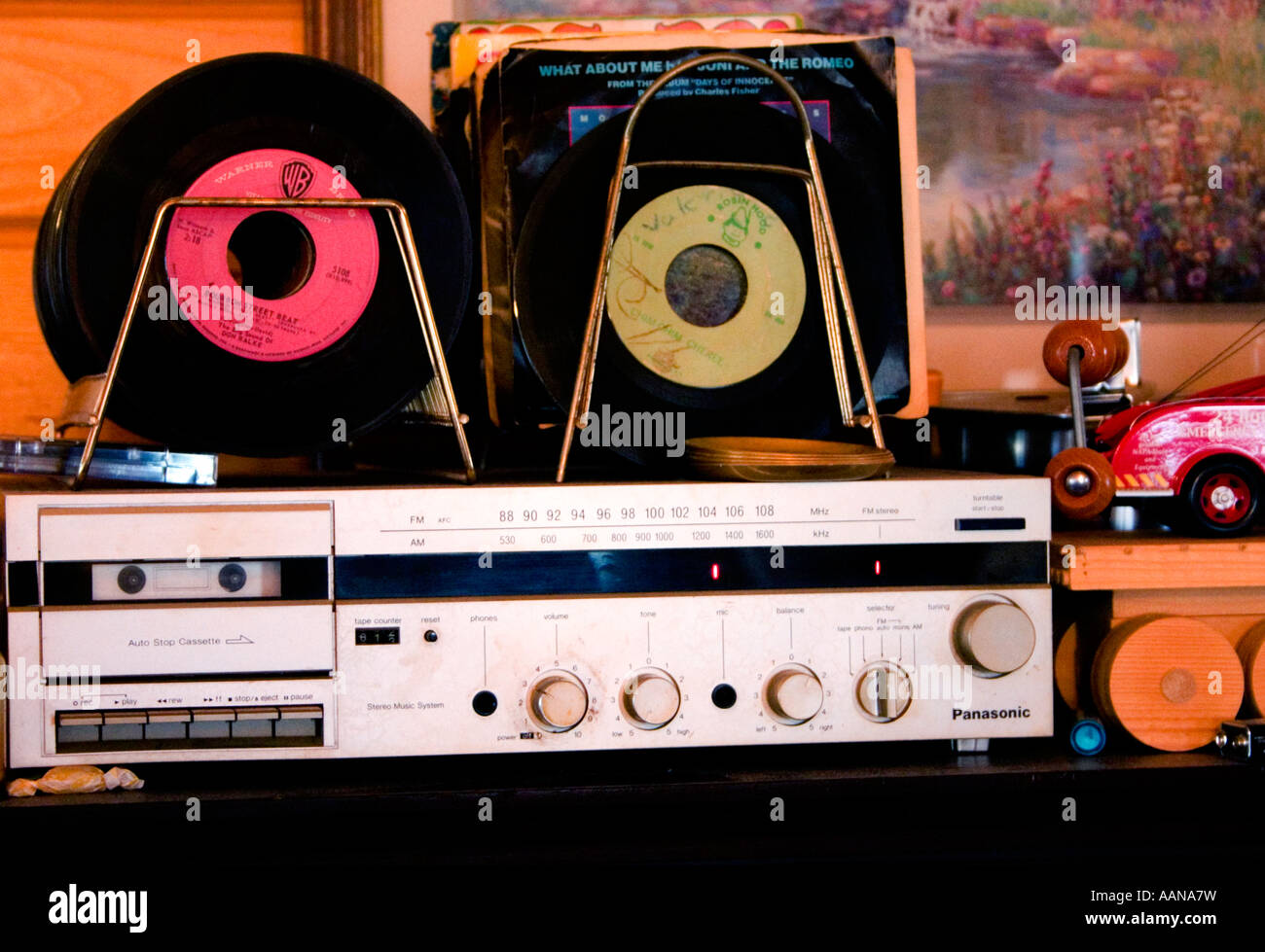 45 rpm hi-res stock photography and images - Alamy