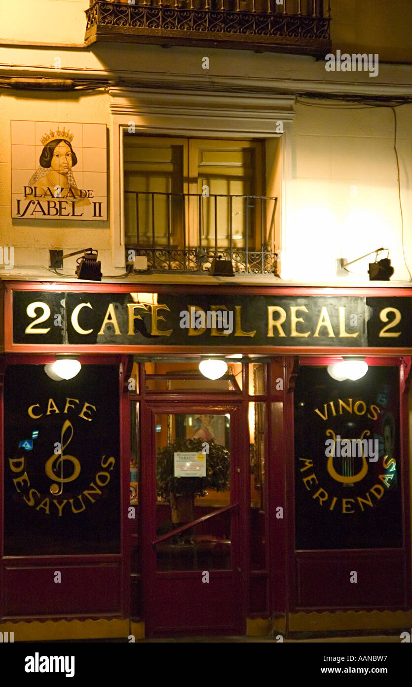Traditional Cafe on Plaza de Isabel II Madrid Spain Stock Photo - Alamy