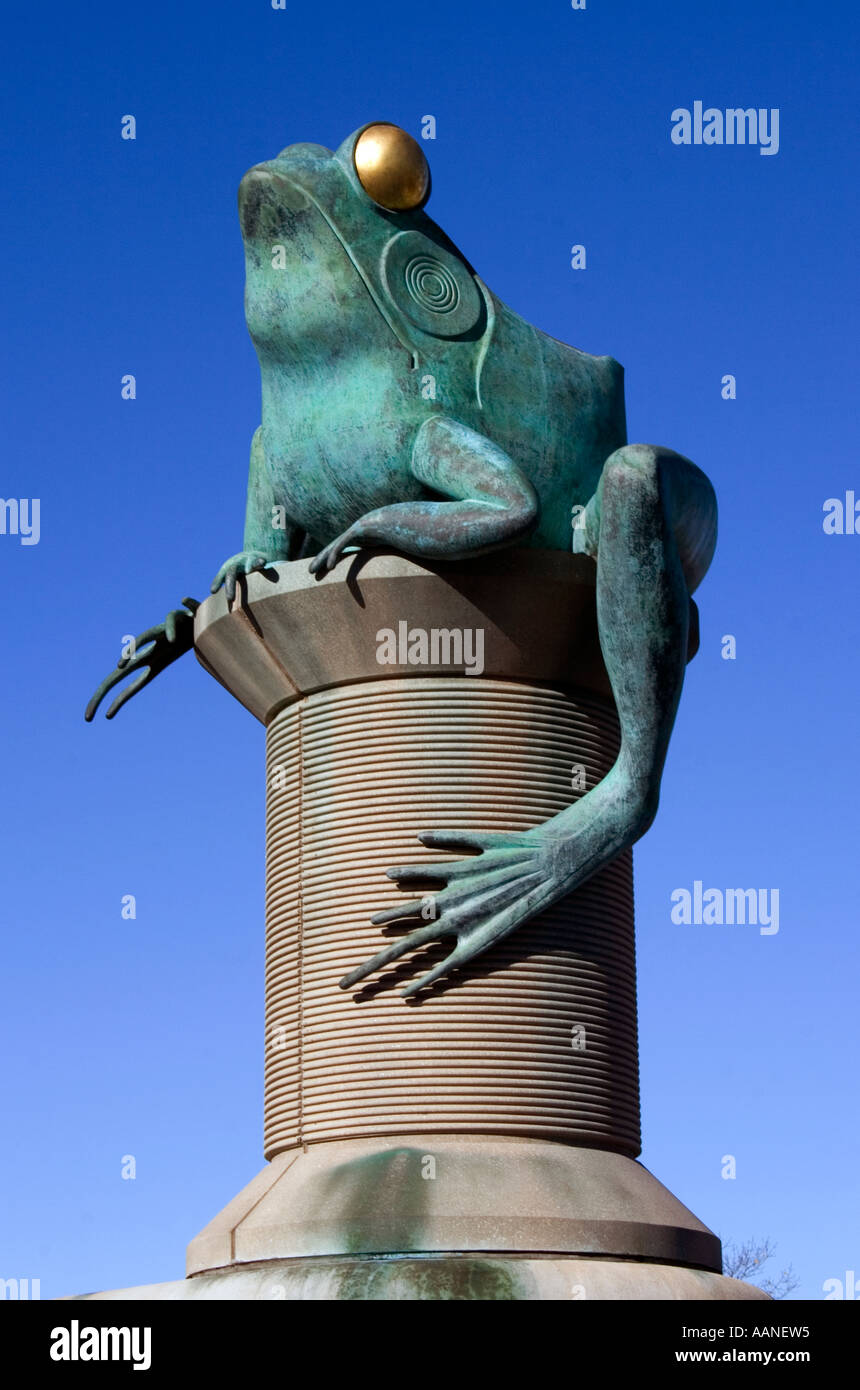 Frog themed landmarks hi-res stock photography and images - Alamy