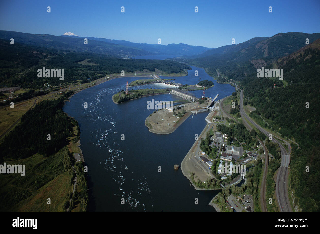 Retro image, An Aerial view over the Bonneville Dam which stradles the Columbia River Gorge ...