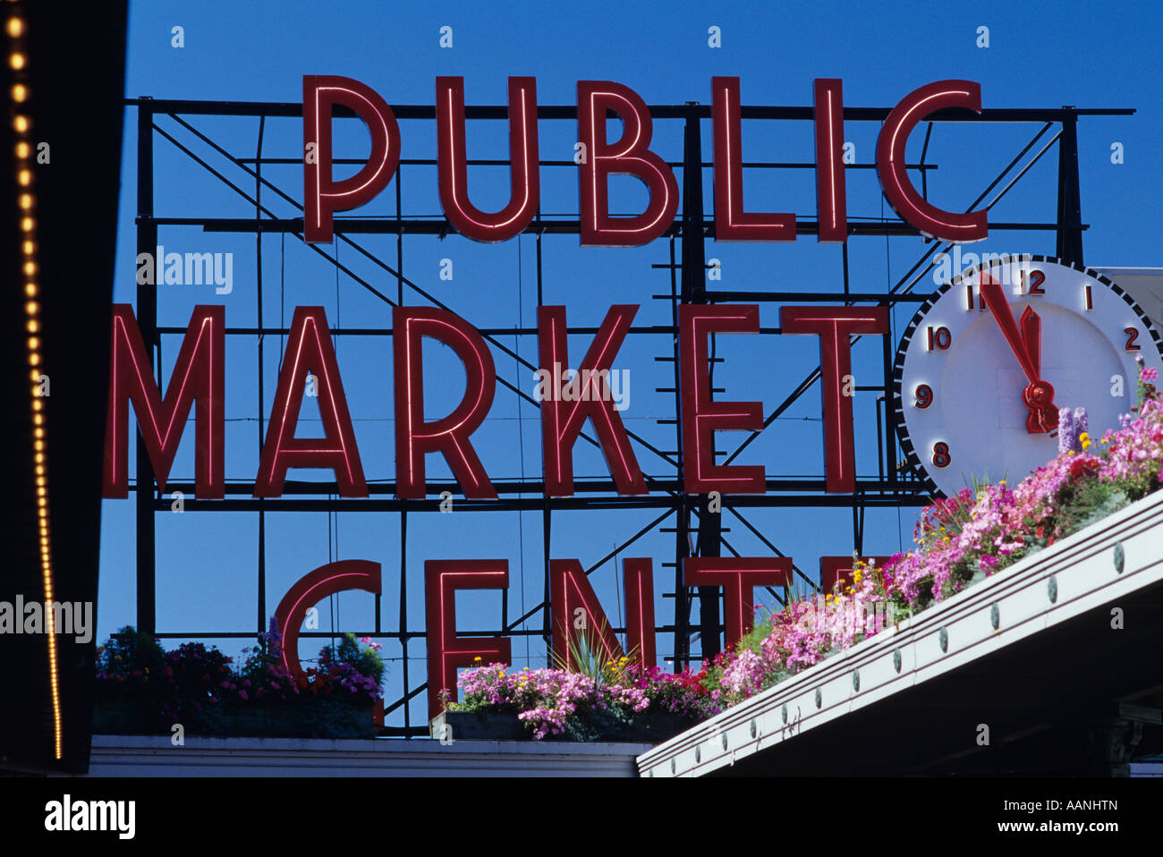 Pike Place Market sign and clock on a bright beautiful sunny day ...