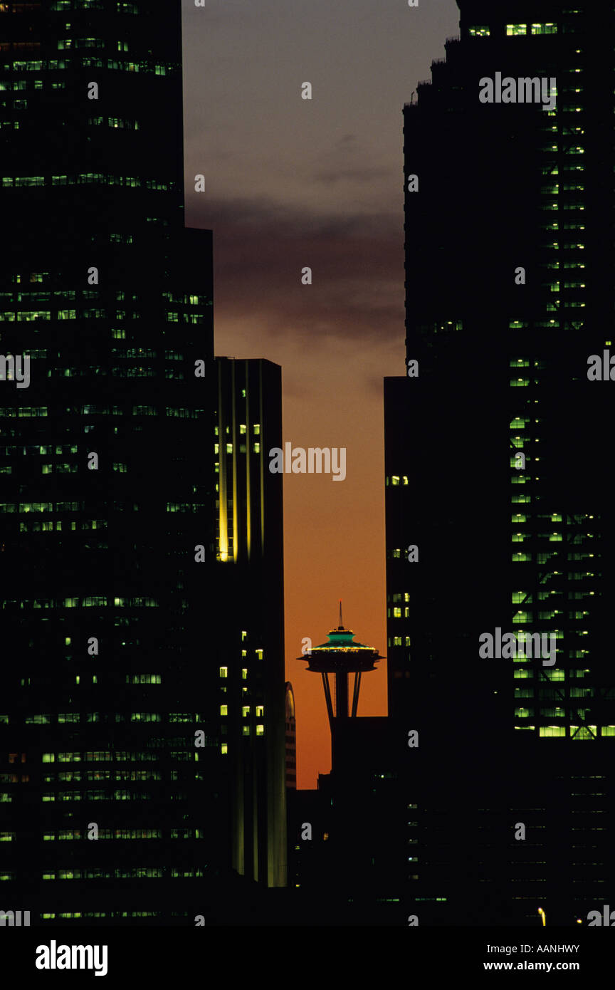 Space between buildings hi-res stock photography and images - Alamy