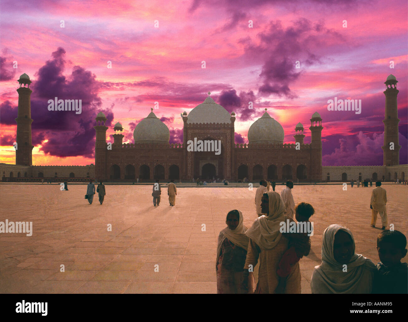 Badshahi Mosque Sunset