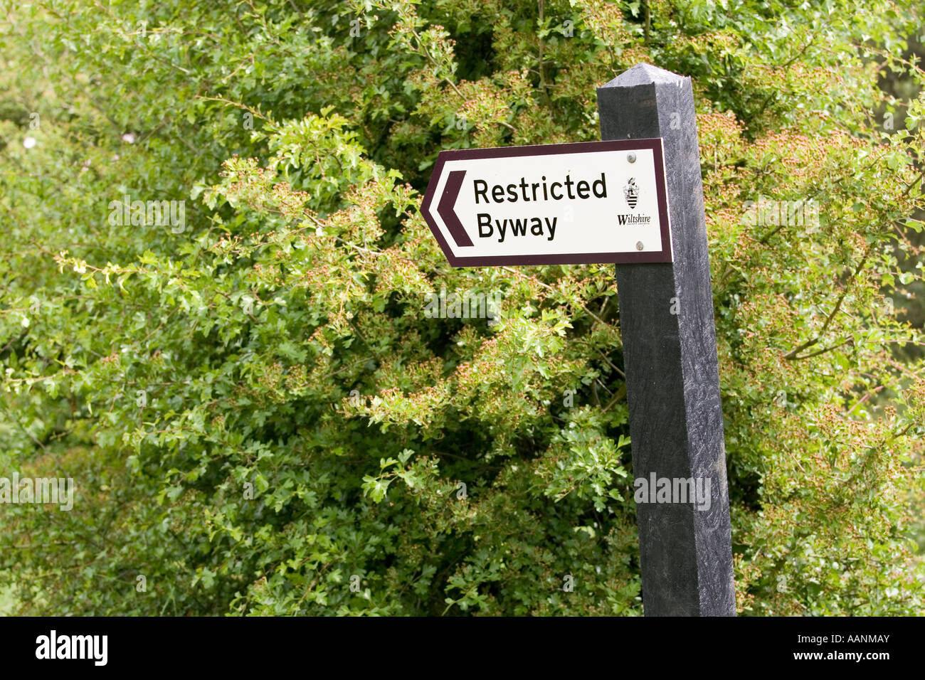 Restricted byway hi-res stock photography and images - Alamy