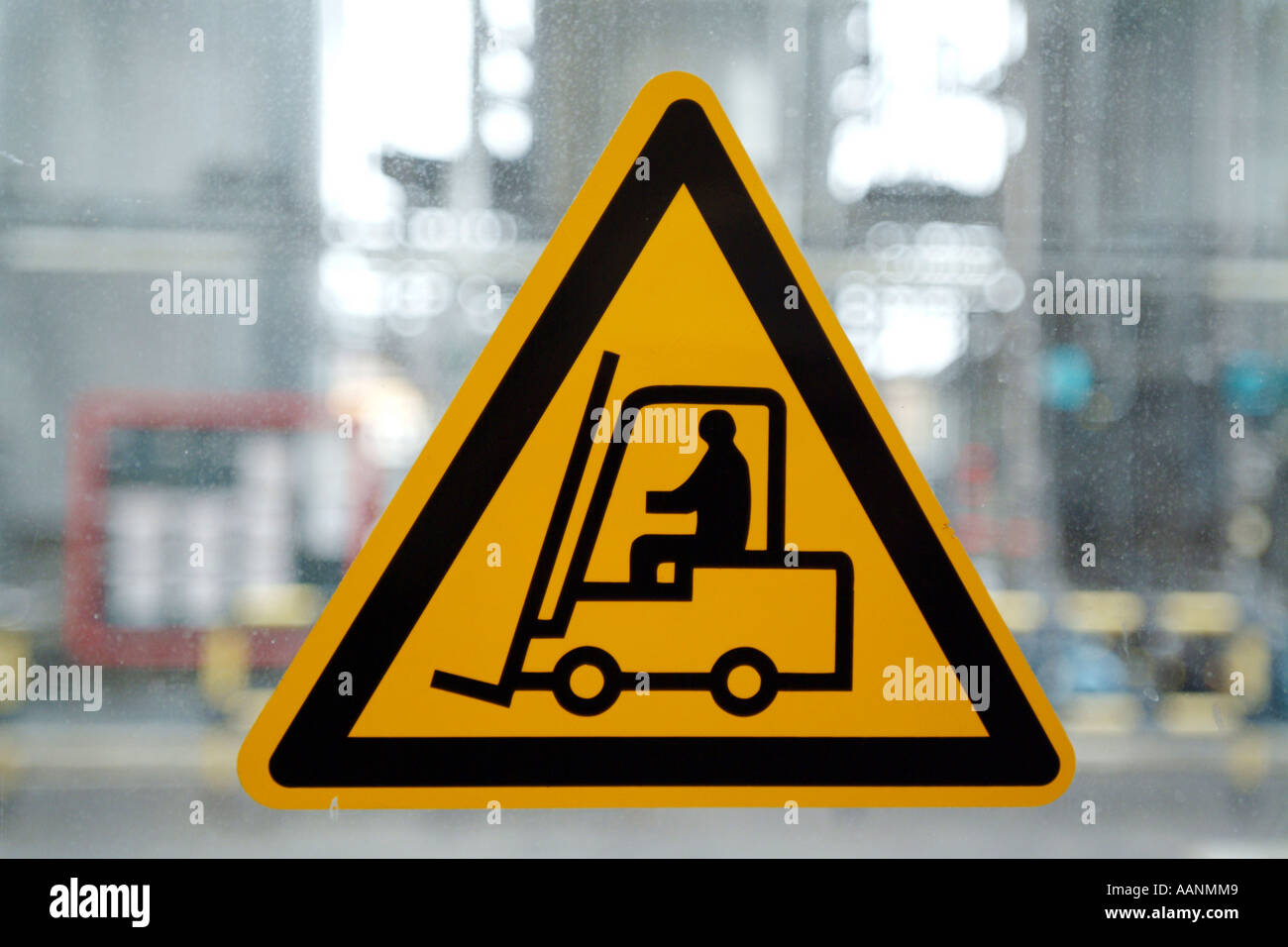 Sign, pictorgram - forklift with driver. yellow triangular sign Stock ...