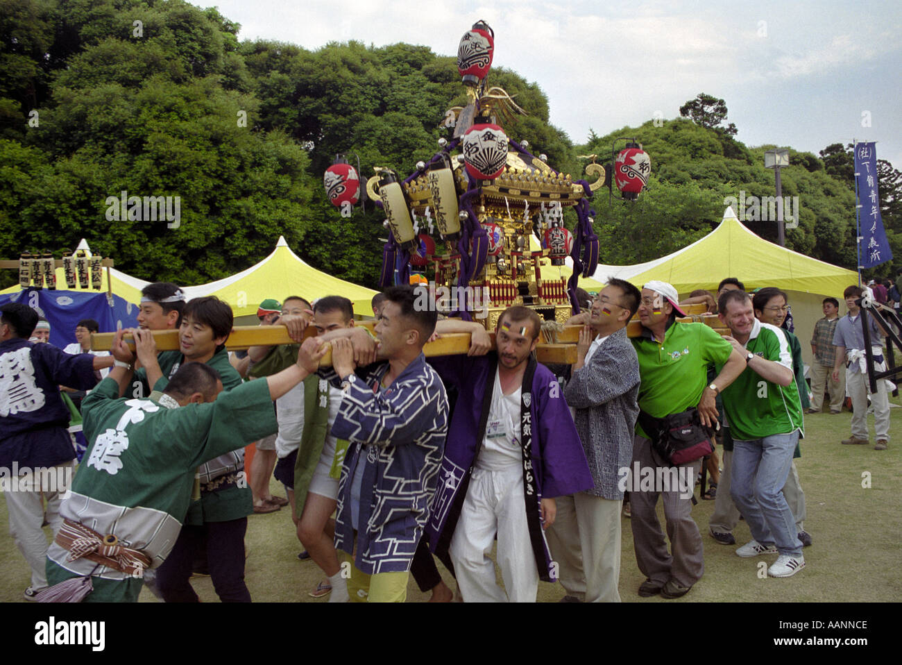 Japanese entertainment hi-res stock photography and images - Alamy