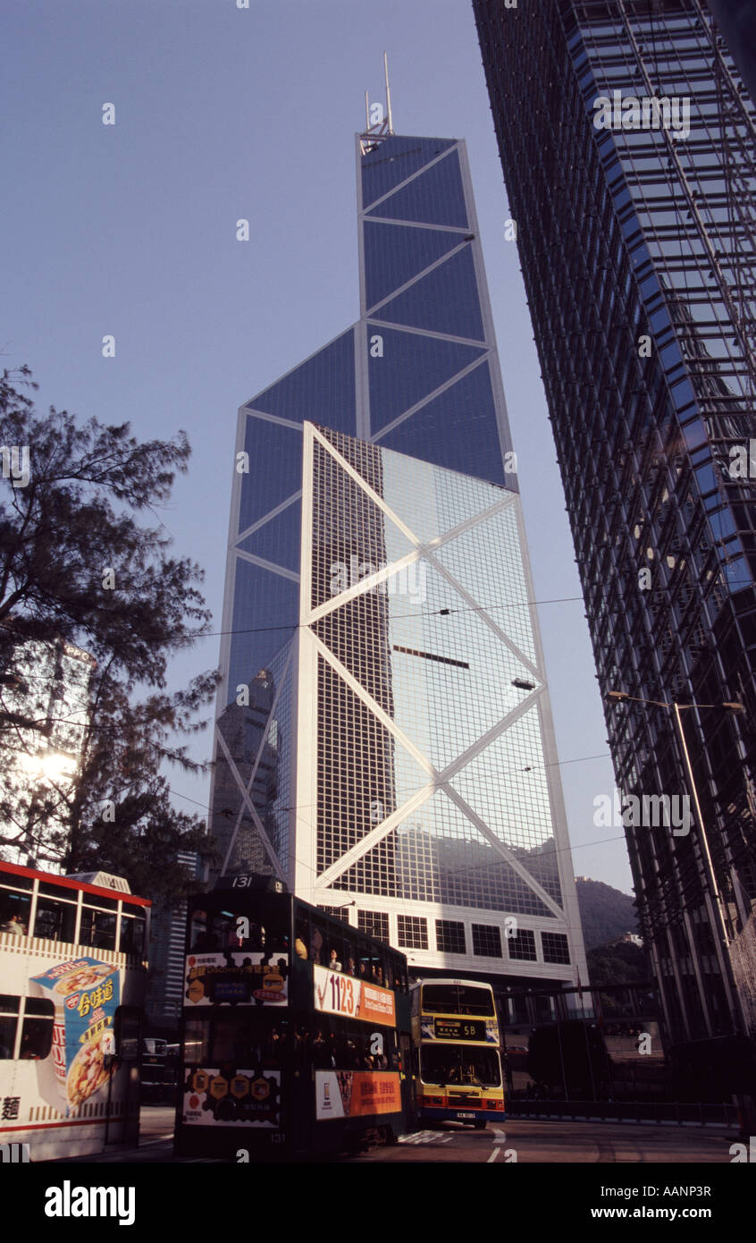 Hong Kong tram, finance center Stock Photo - Alamy
