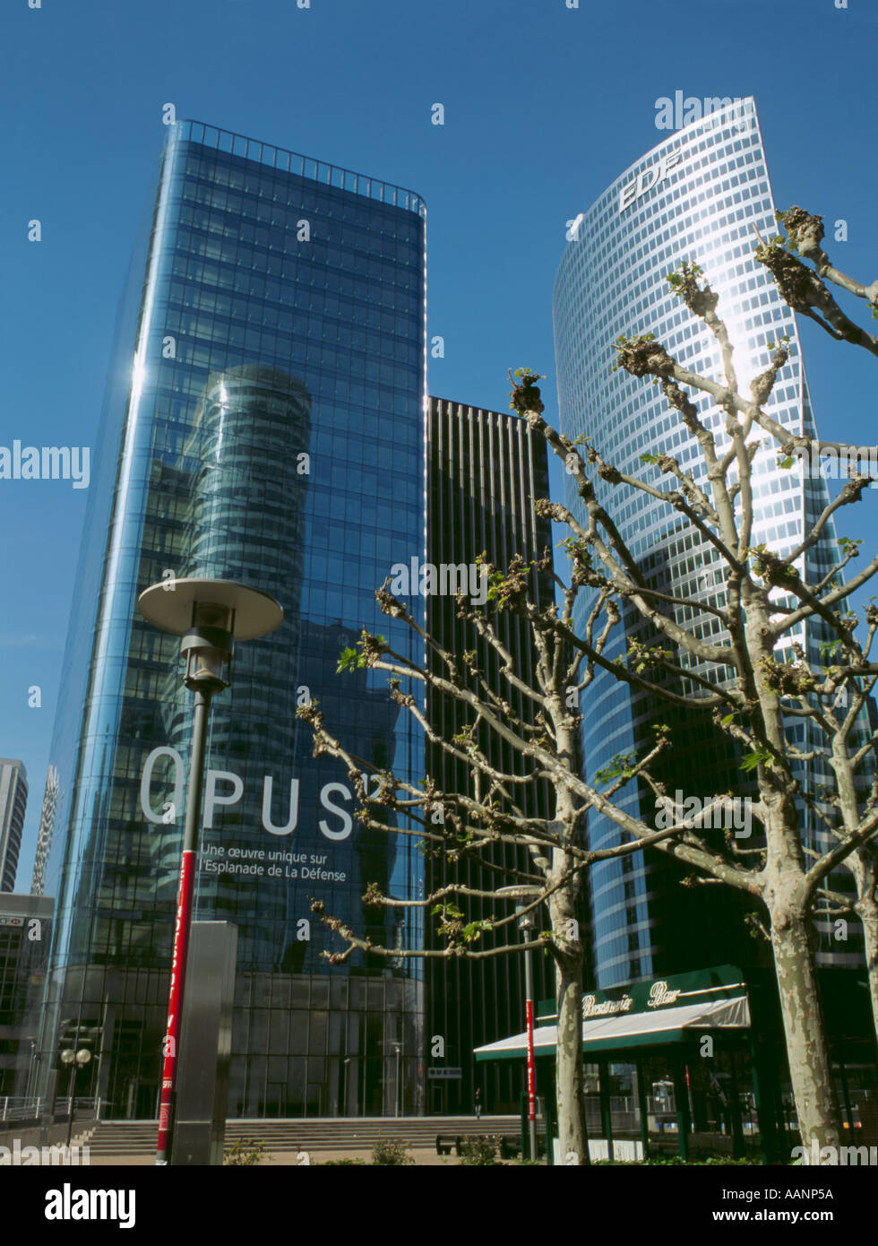 Rows of tower blocks hi-res stock photography and images - Alamy