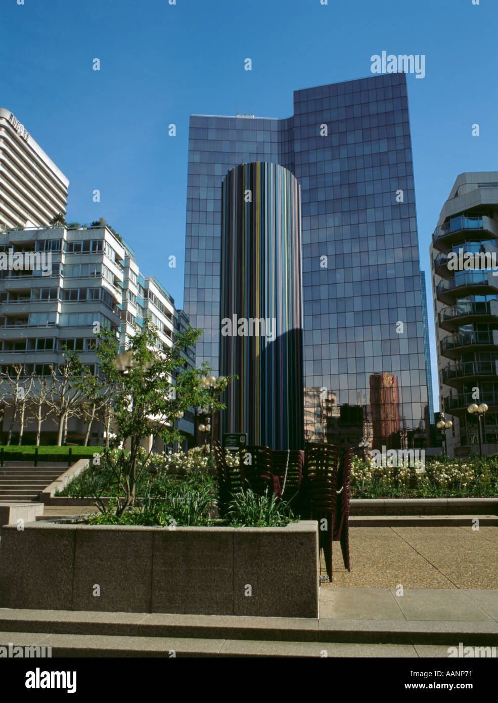 "Le Moretti", a fresco by Raymond Moretti (1990), amist tower blocks of ...